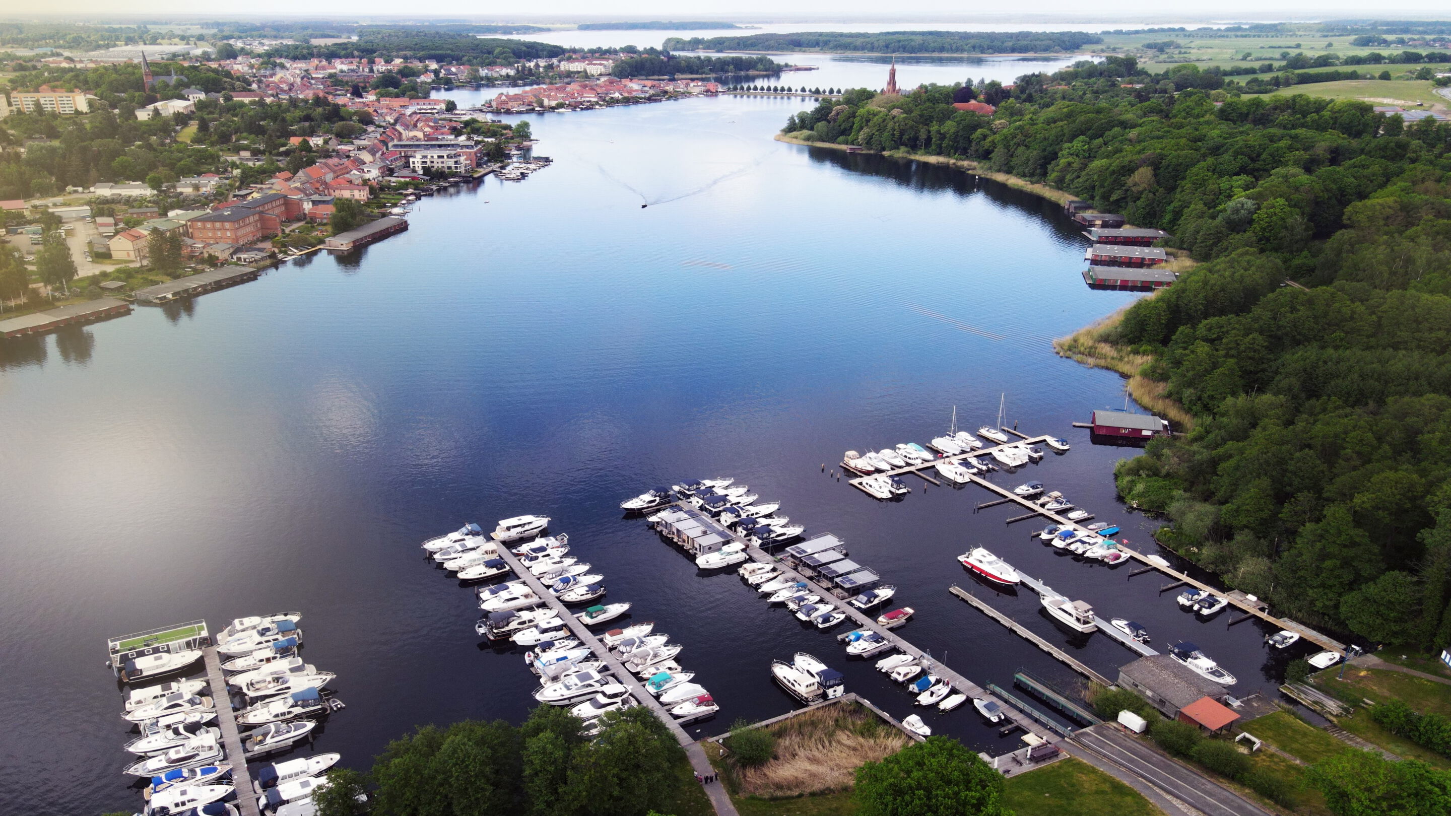Herzlich Willkommen beim Yachthafen Malchow - Yachthafen Malchow